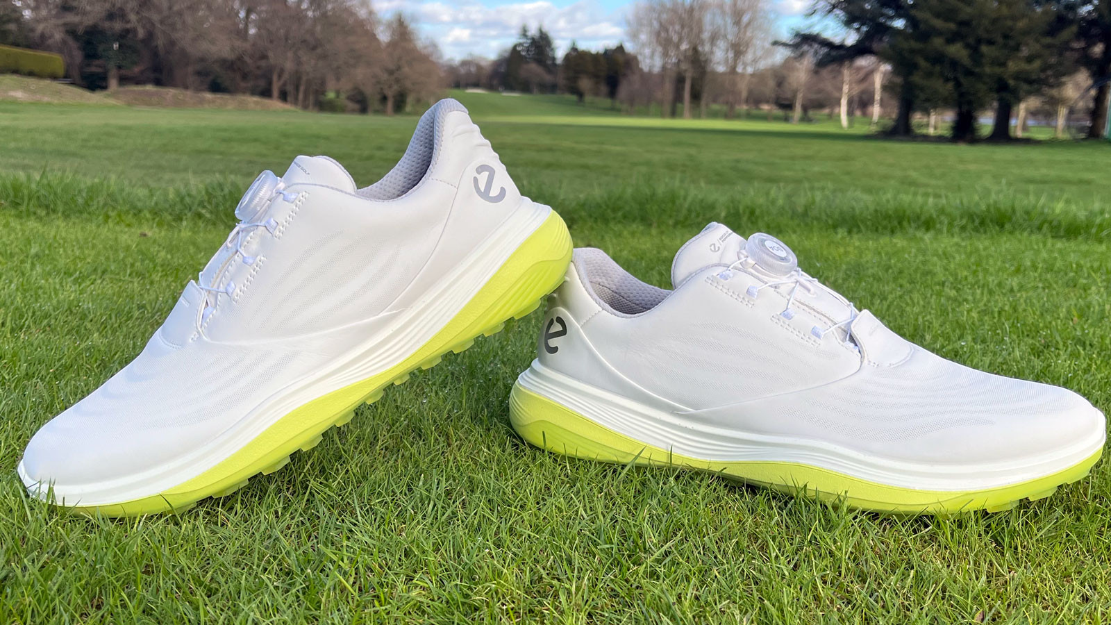 ECCO GOLF LT1 được vinh danh giày golf không đinh tốt nhất năm 2024 bởi MyGolfSpy